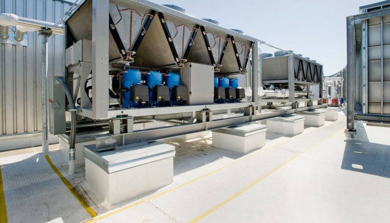 Roof protection board for flat roofs | Densdeck Prime Gypsum Roof Board